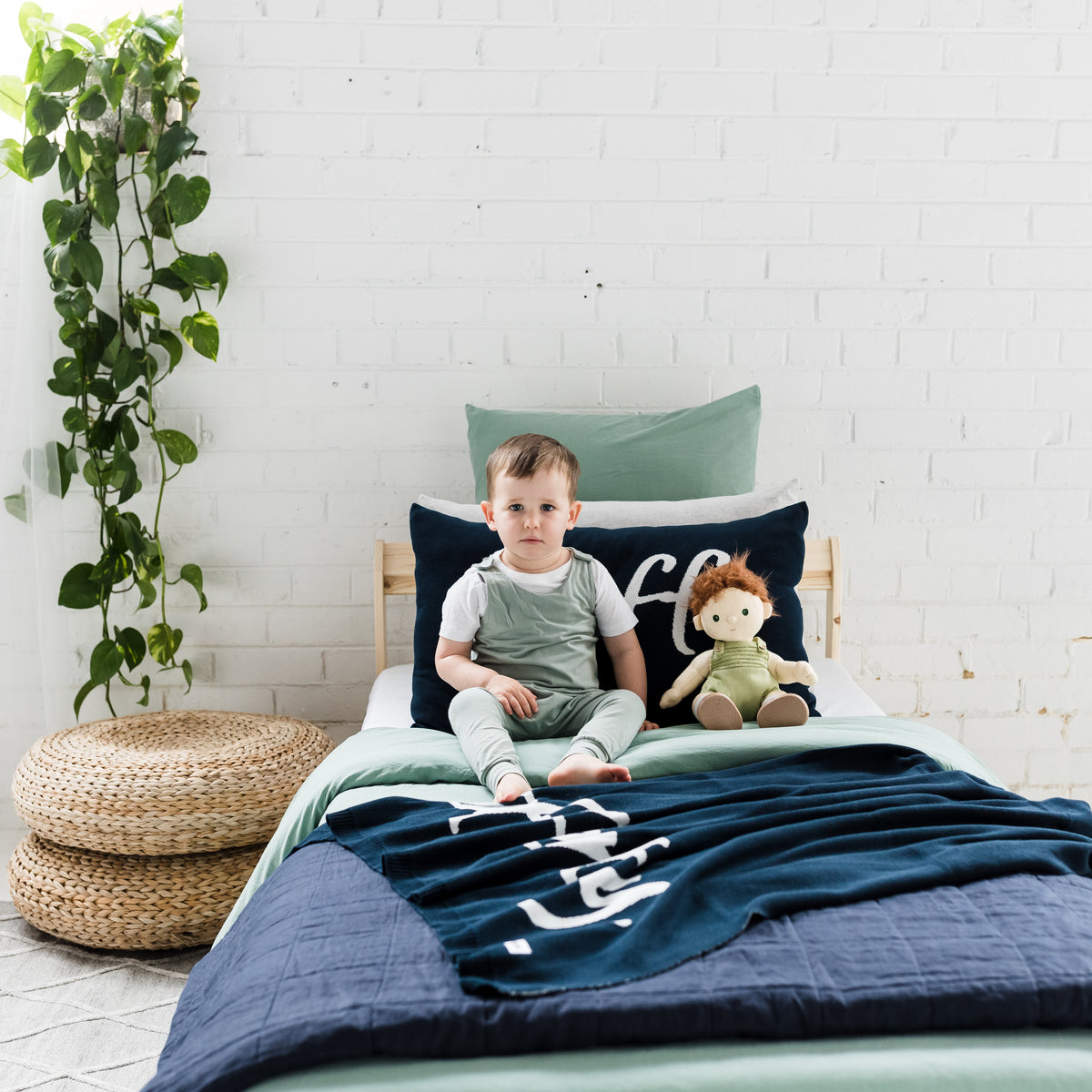 Single Bed Personalised Name Blanket | Indigo Navy & Ivory – NAMELY CO